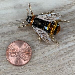 Jewelry | Adorable Modern Enamel Painted Gold Tone Metal Bee Bug Brooch ...